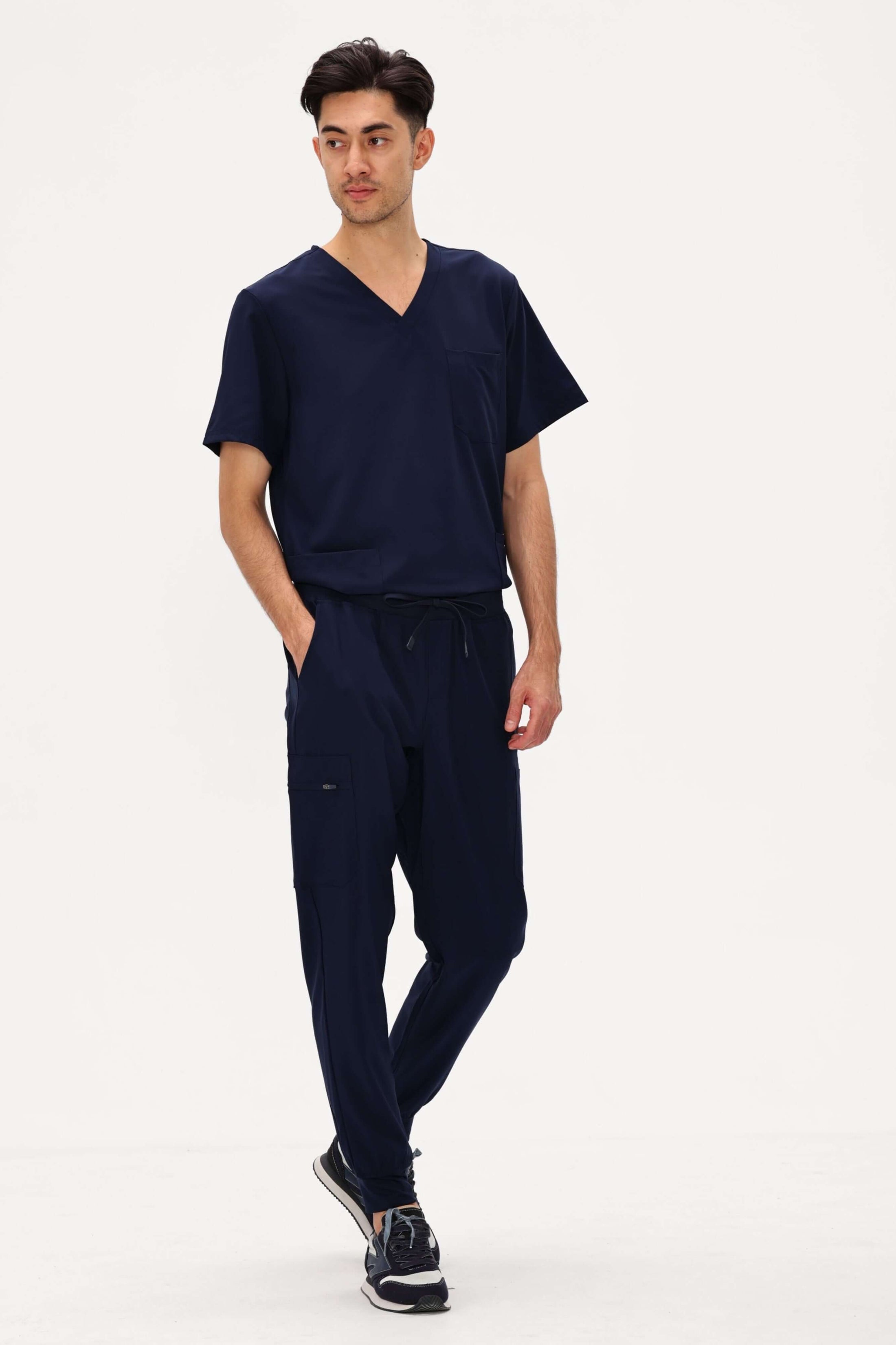 Best Black Medical Scrubs for Men: A Comprehensive Guide – Cozyfit
